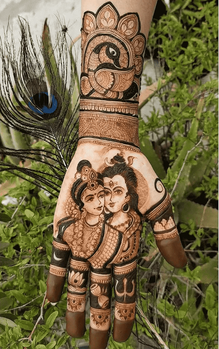 Mahashivratri 2025: महाशिवरात्रि पर हाथों पर लगाएं भगवान Shiv Parvati ...